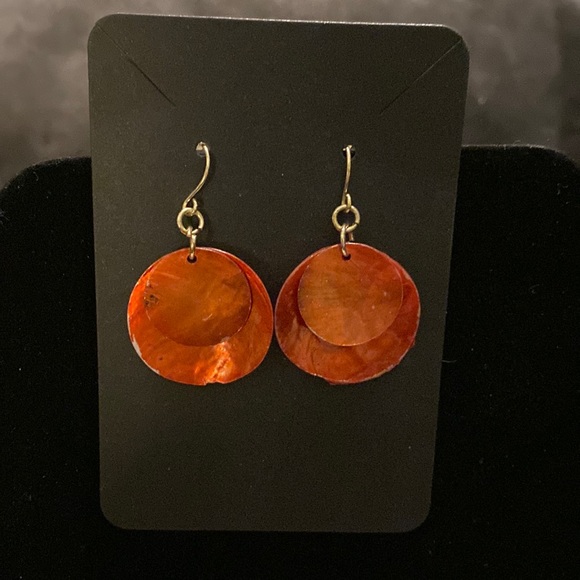 Jewelry | Beautiful Natural Capiz Shell Earrings In A Bronze Tone ...